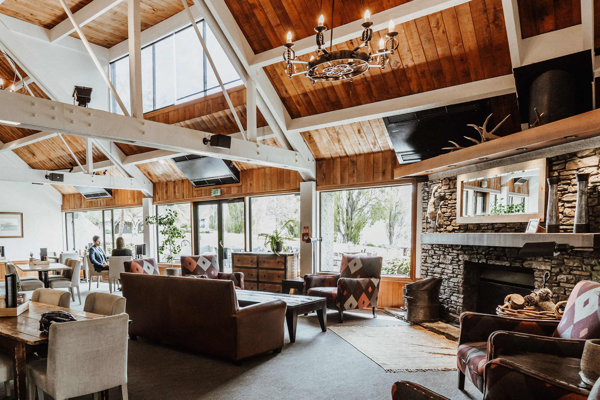 Restaurant - Edgewater Wānaka Hotel